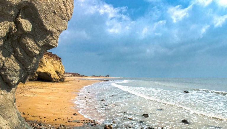 11 تا از بهترین جاهای قشم برای عکاسی در شب و روز | رسپینا